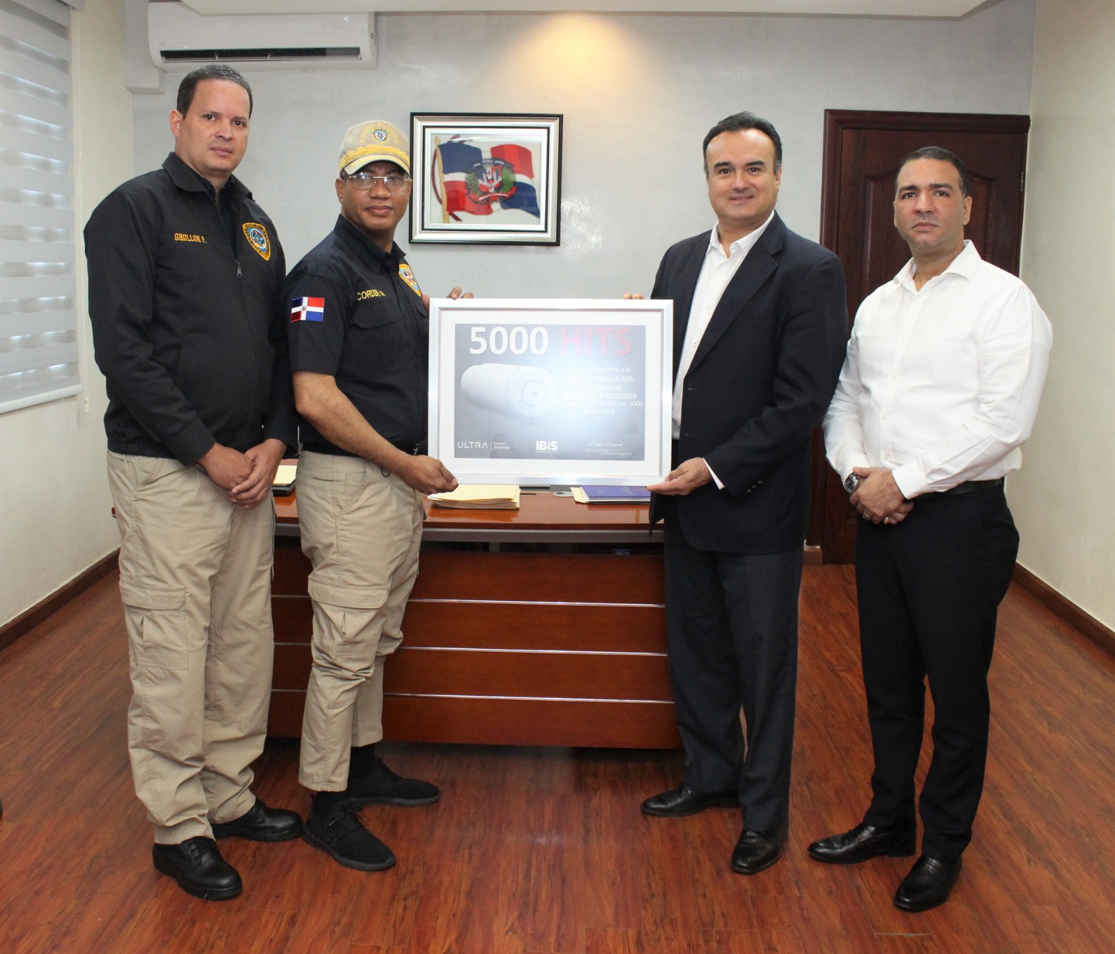 Policía Nacional es reconocida por alcanzar 5,000 comparaciones ...