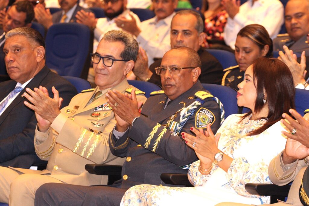 Mayor general Ramón Antonio Guzmán Peralta celebra misa de acción de ...