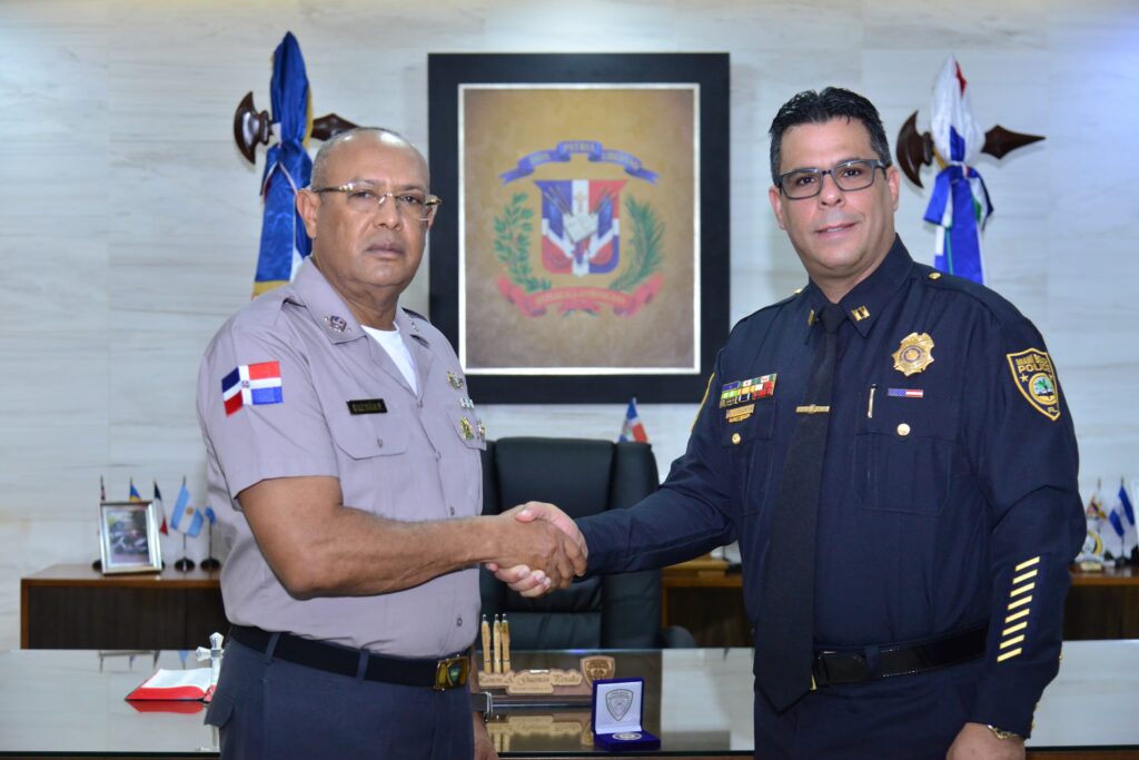 Policía Dominicana y Miami fortalecen relaciones interinstitucionales ...