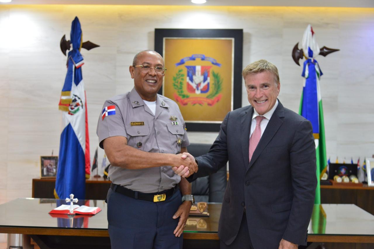 Director General de la Policía Nacional refuerza lazos institucionales ...
