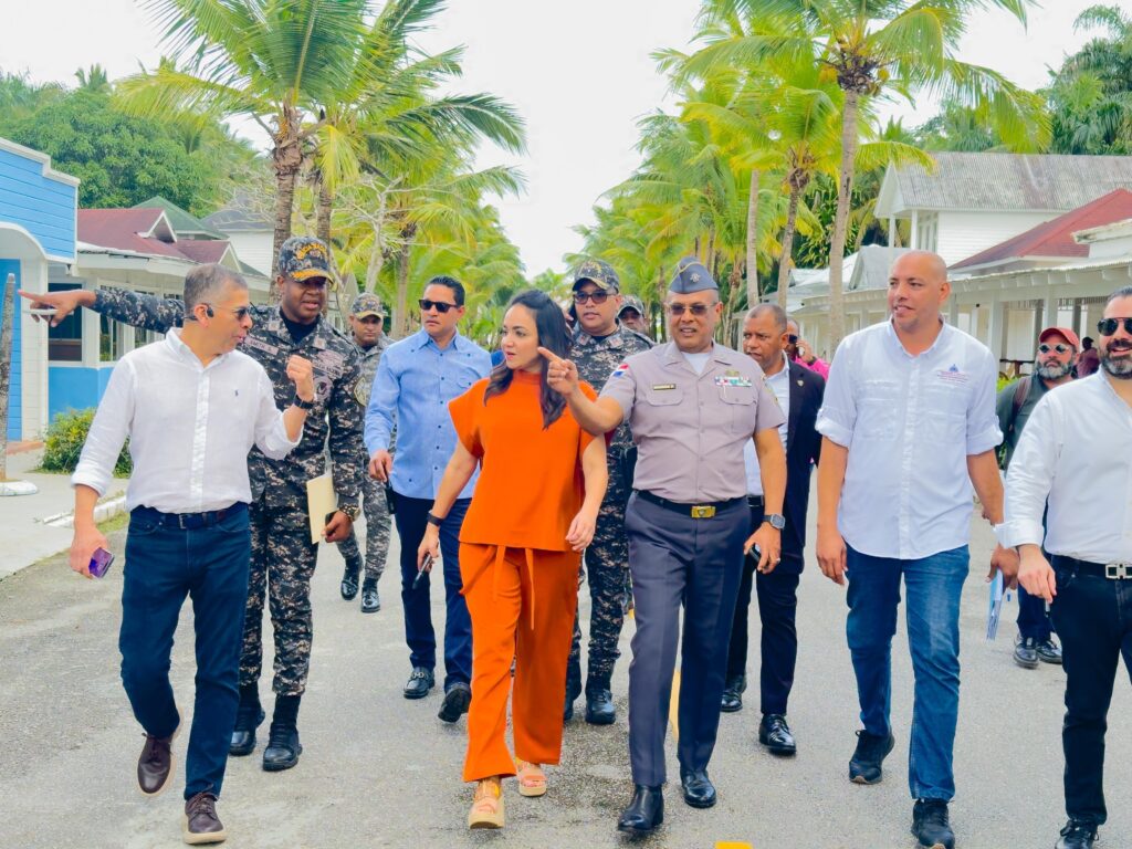 Escuela de Entrenamiento Policial de Gaspar Hernández se prepara para ...