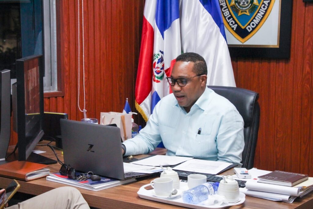 Policía Nacional capacitará a 1,900 agentes con el “Curso Básico de ...